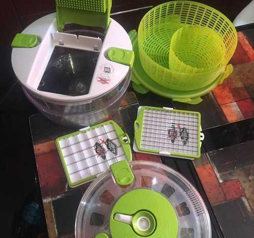 Овощерезка  сушка для ягод и листьев салата