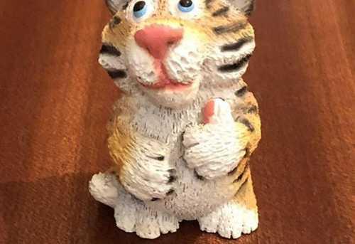 Фигурка тигрёнка из керамики
