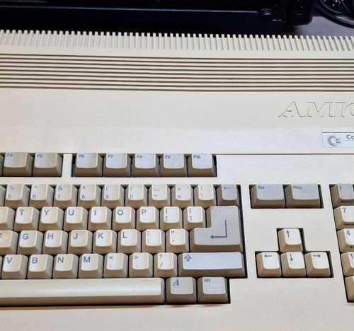Компьютер Amiga A500 