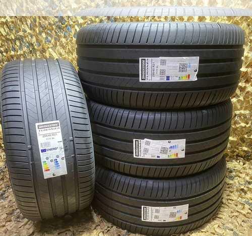 Bridgestone Turanza 6 295/40 R21 111Y