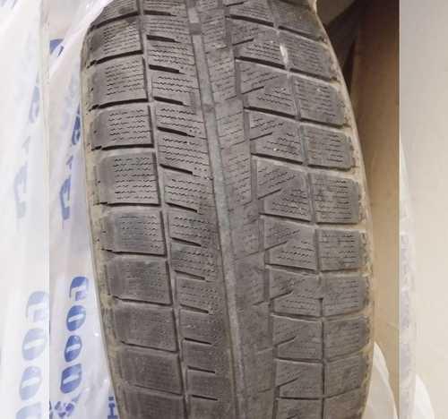 Bridgestone Blizzak VRX 205/60 R16