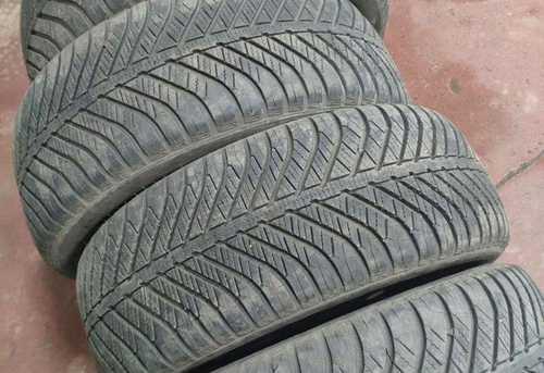 Goodyear Vector 4Seasons 225/50 R17 94V