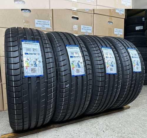 Triangle EffeXSport TH202 235/35 R19 и 255/30 R19 90Y