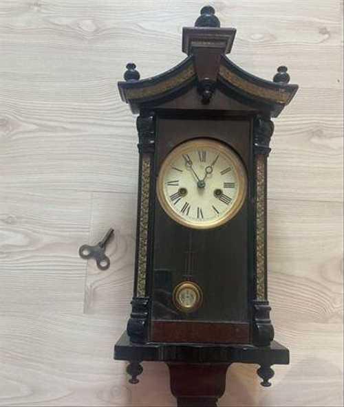 Старинные настенные часы unghans J