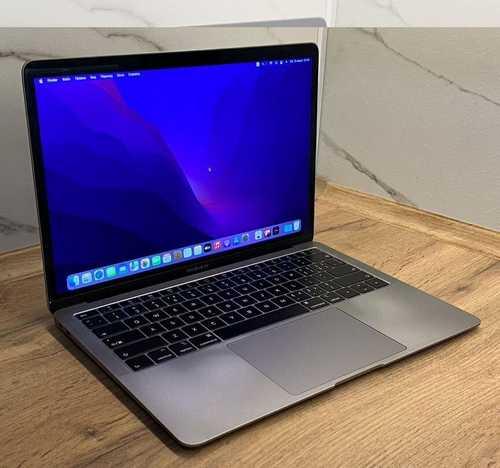 Macbook Air 13 2018 i5/8/128gb