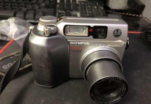 Компактный фотоаппарат Olympus C-4000 Zoom