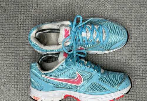 Nike Vintage (6,5US)