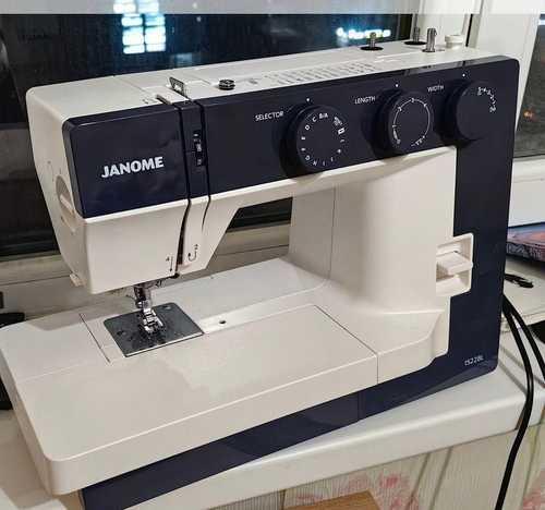 Швейная машина janome 1522 BL