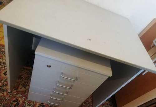 Письменный стол с тумба