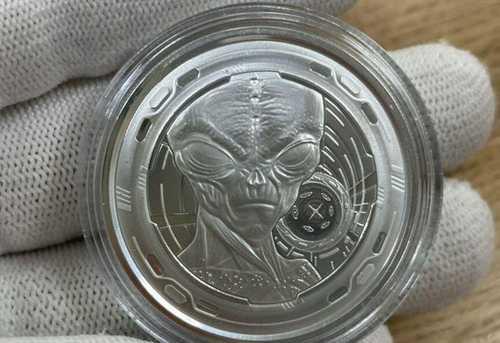 Серебряная монета Чужой