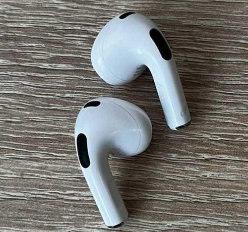 Правый наушник airpods 3