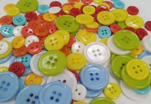 Пуговицы цветные пластик 140 штук для творчества