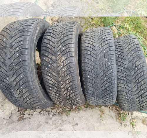 Nokian Tyres Hakkapeliitta 8 225/55 R17 101T