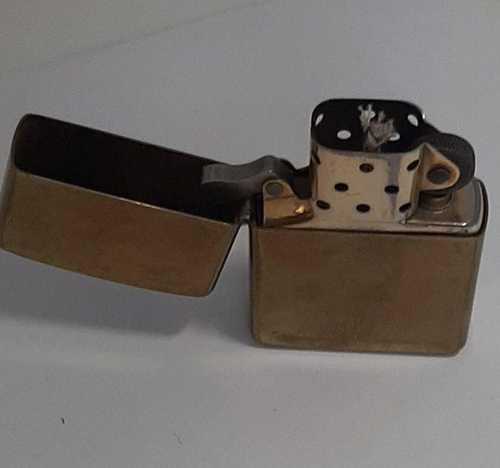 Зажигалка бензиновая Zippo bradford.pa