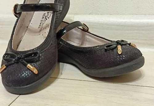 Туфли для девочки 27 размер черные