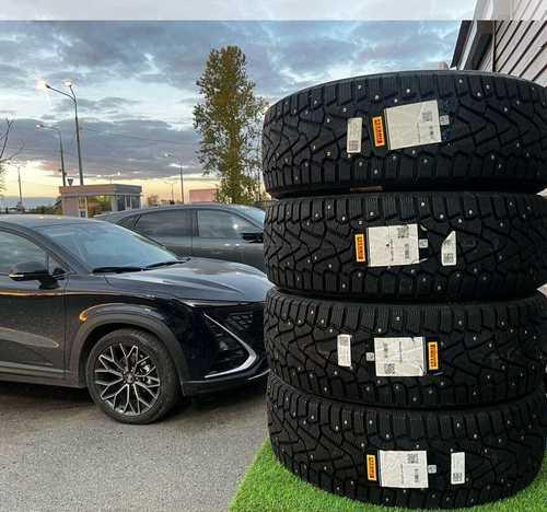 Pirelli Winter Ice Zero 215/55 R18