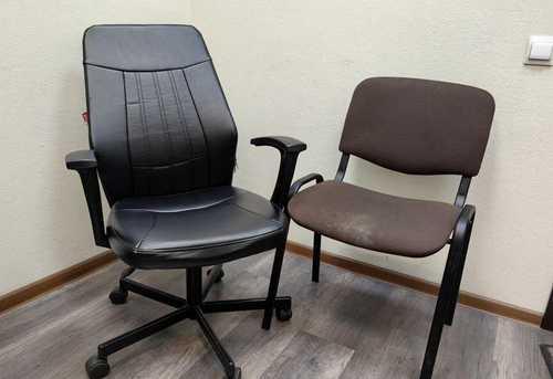 Компьютерное кресло и стул