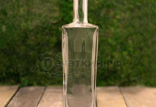 Стеклянная бутылка квадратной формы 500 мл Калиф