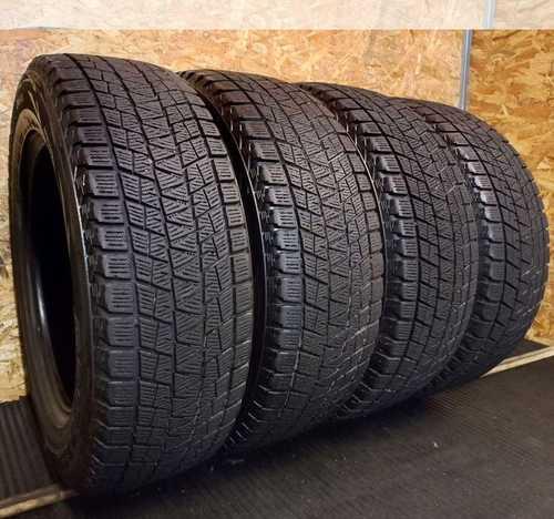 Bridgestone Blizzak DM-V1 225/65 R17 102R