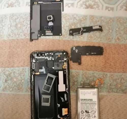 Samsung galaxy A8 A530f Рамка дисплея