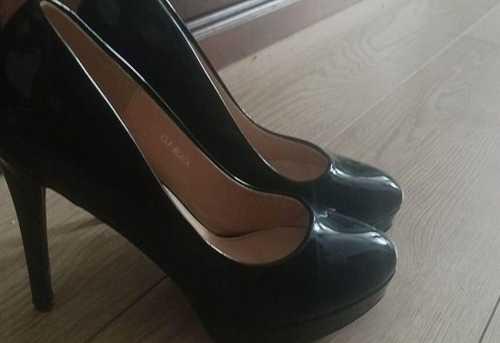 Туфли женские 40 размер черные новые