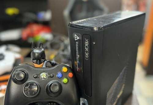 Xbox 360 250 gb один проводной геймпад