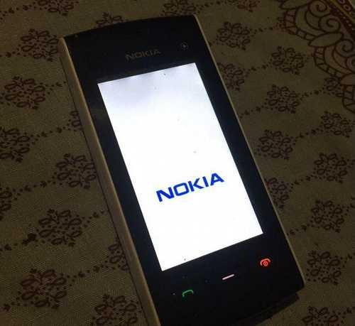 Телефон Nokia 5250