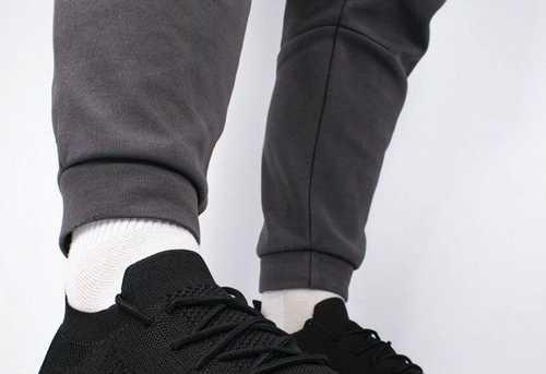 Мужские кроссовки 44 размер летние с сеткой черные