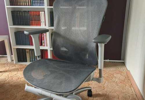 Компьютерное кресло сетчатое Hbada