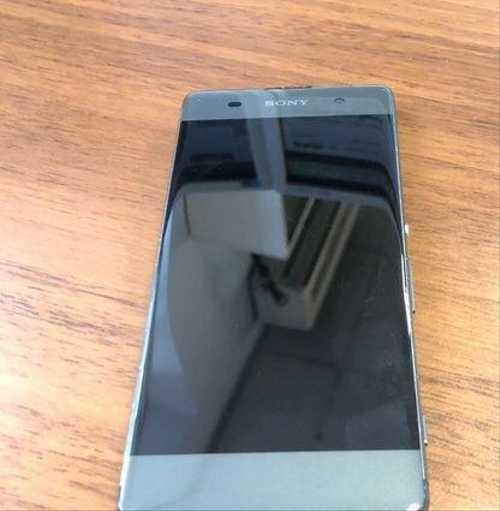 Смартфон Sony Xperia XA (F3111) 16Gb