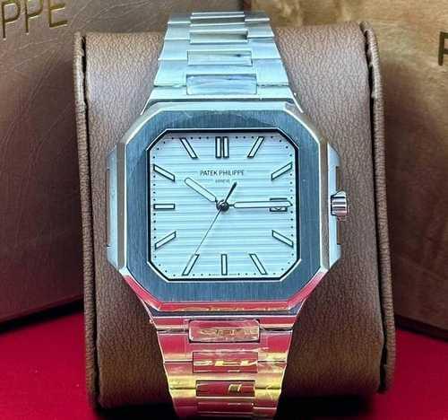 Часы Patek Philippe white