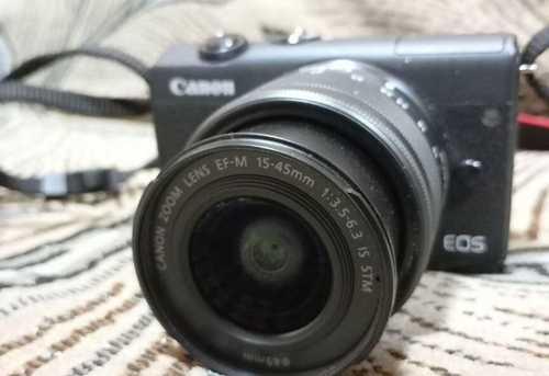 Canon eos m200