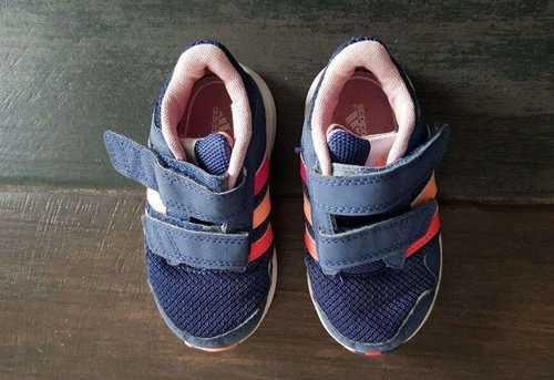 Детские кроссовки Adidas оригинал (р. 22)