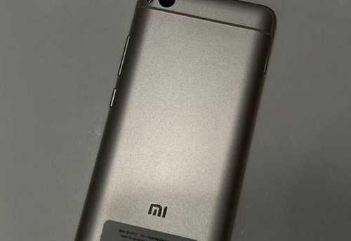 Телефон Xiaomi Mi 5s
