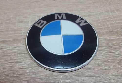 Эмблема на крышку багажника BMW арт.722091129