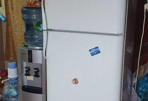 Холодильник Indesit R36NFG.015