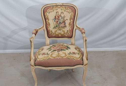 Старинное кресло рококо
