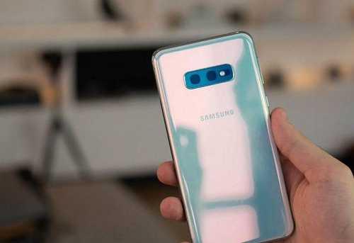 Samsung Galaxy S10e, 6/128 ГБ