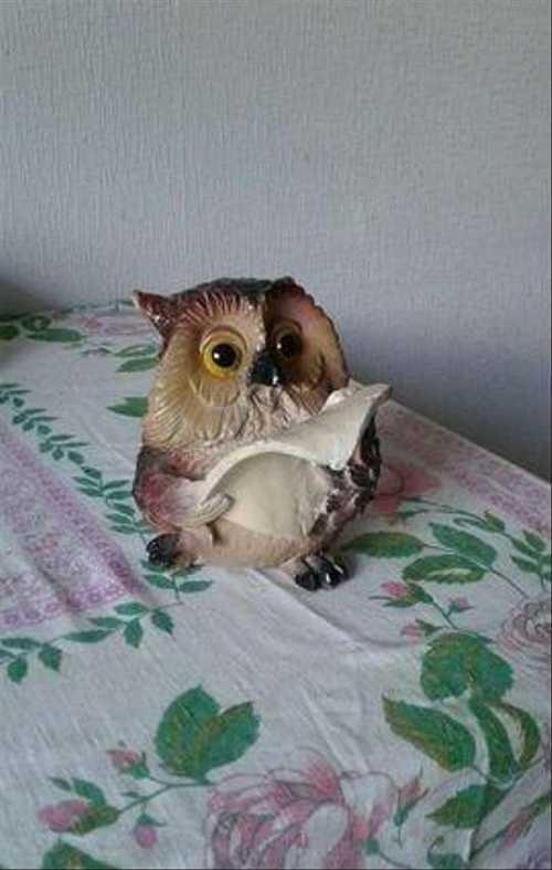 Статуэтка,ученая сова