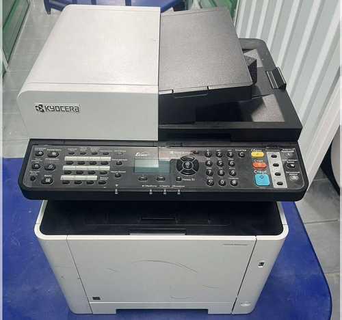 Мфу Kyocera ecosys M5521cdw на запчасти