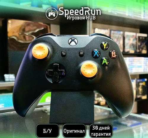 Геймпад черный Xbox One X