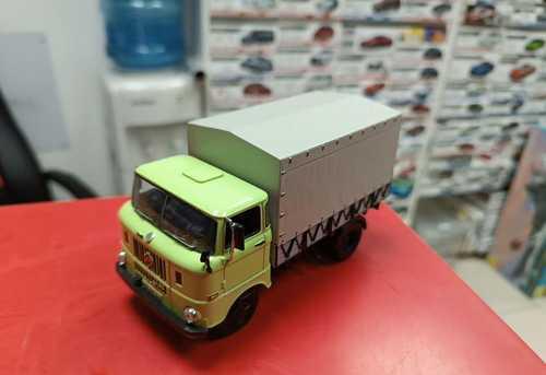 IFA W50 L Бортовой с тентом 1:43 IST