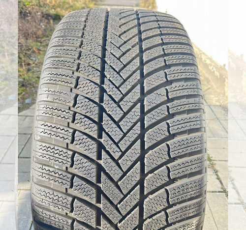 Bridgestone Blizzak LM-005 265/40 R21