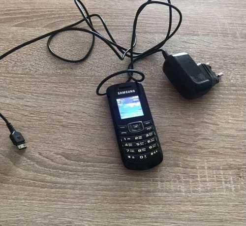 Телефон samsung GT-E1080