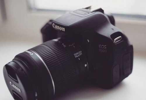 Зеркальный фотоаппарат canon 700D
