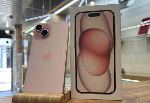 iPhone 15, 256 ГБ