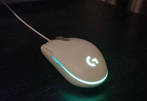 Белая игровая мышь Logitech g102