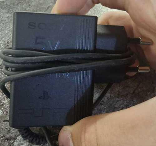 Зарядное устройство от sony PSP