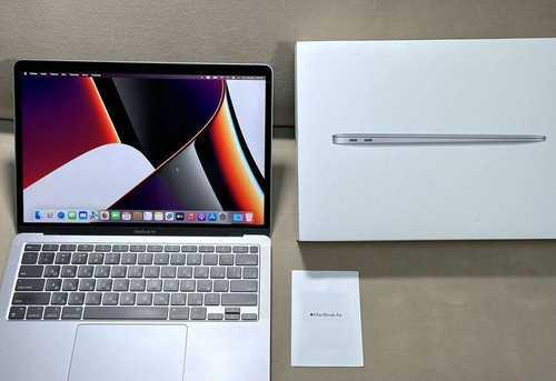 Apple MacBook Air 13 M1 06/2022