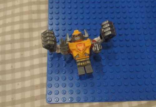 Lego нексо найтс фигурка